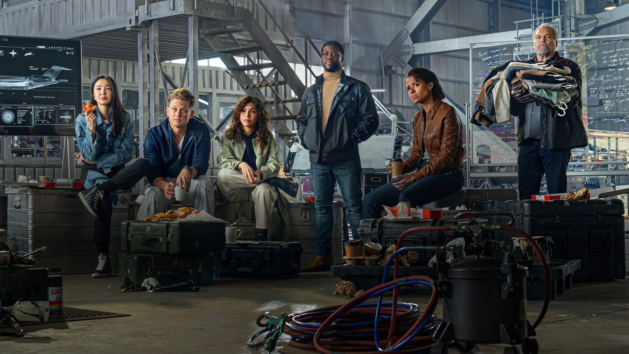 “Lift” Review: A Painful Attempt at Yet Another Heist Film - THE ...